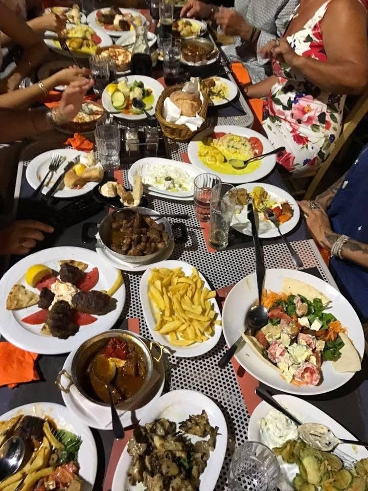 Open Hands, Open Hearts: A Meal I'll Never Forget – Elli Milan Art